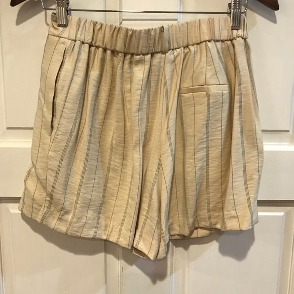 LC Lauren Conrad | Shorts | Lc Lauren Conrad Tan Ivory Black Stripe ...